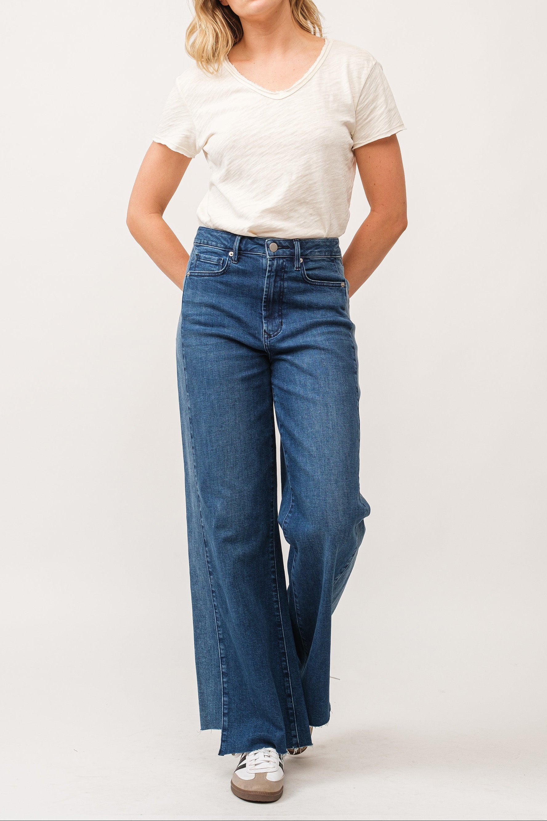 FIONA HIGH RISE WIDE LEG JEANS ARCTIC BLUE – DEAR JOHN DENIM