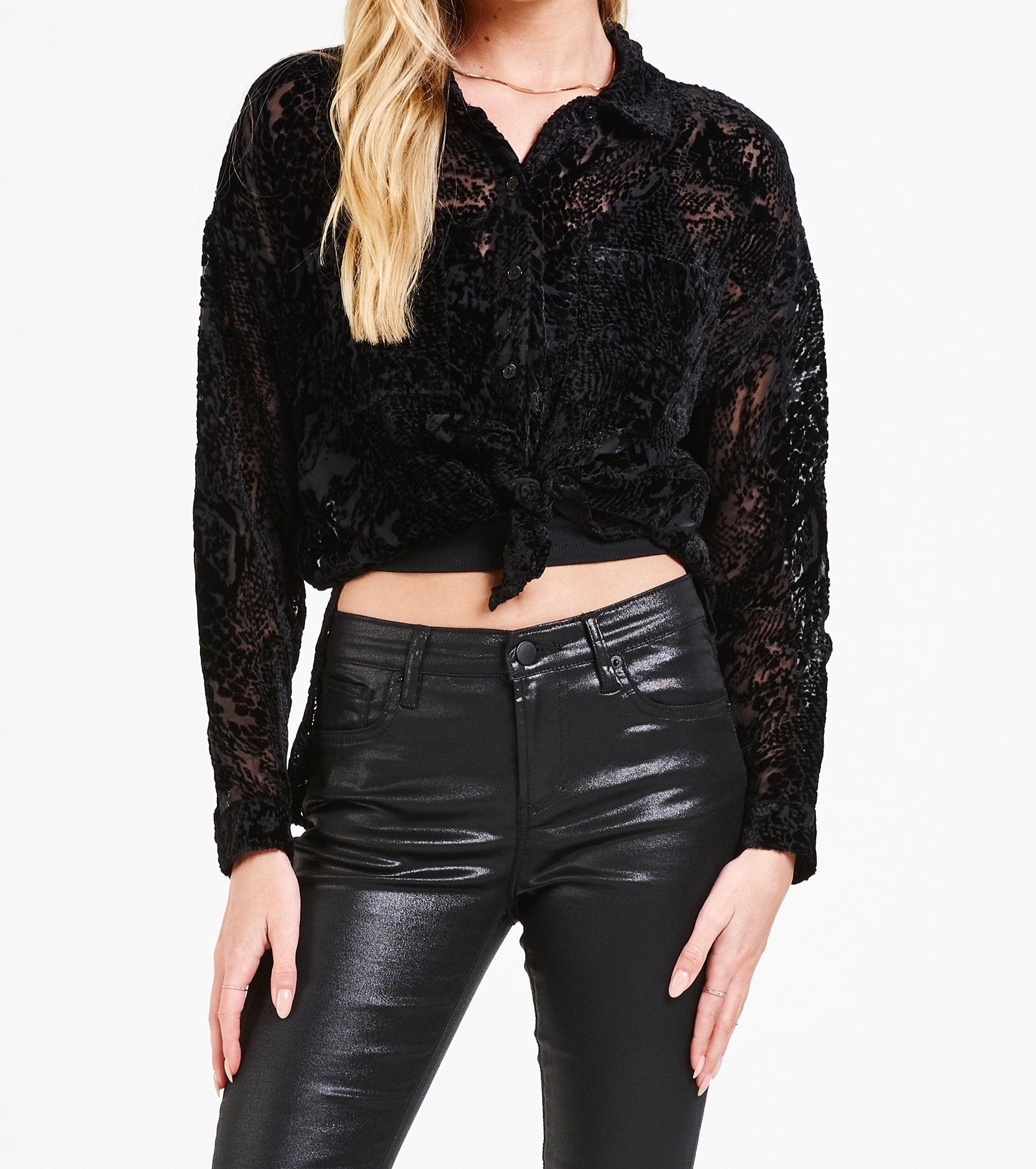 ARIANNA FRONT TIE SHIRT SPOTTED JADE – DEAR JOHN DENIM